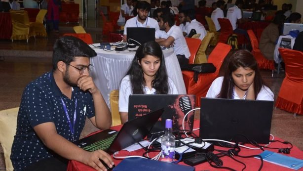 Net Neutrality in Favor And Against - Arun Arya
